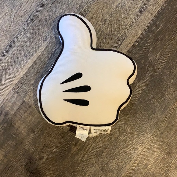 Mickey Mouse Thumbs Up